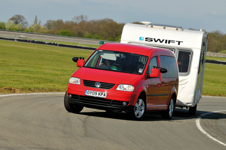 Volkswagen Caddy Maxi Life | Tow Car Awards